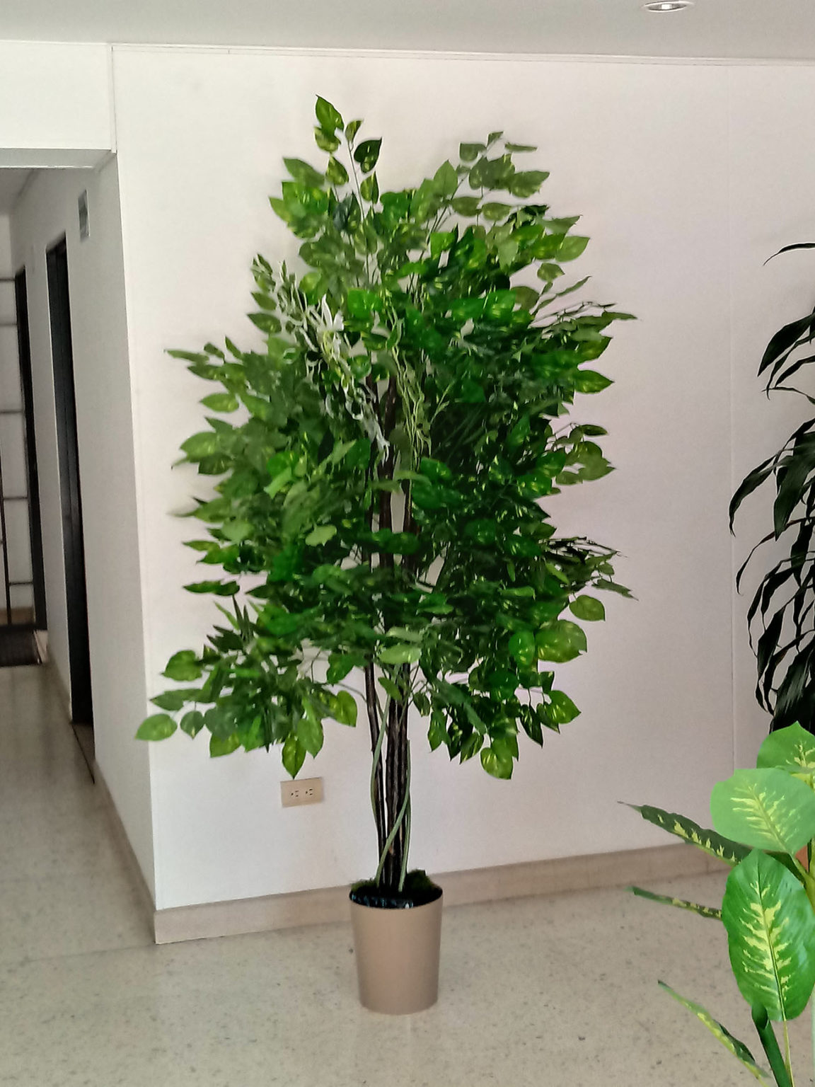 ARBOLES ARTIFICIALES - Acabados JM - Plantas y arboles artificiales.